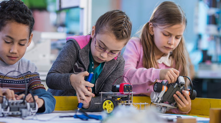 Makerspaces | EdTech Magazine